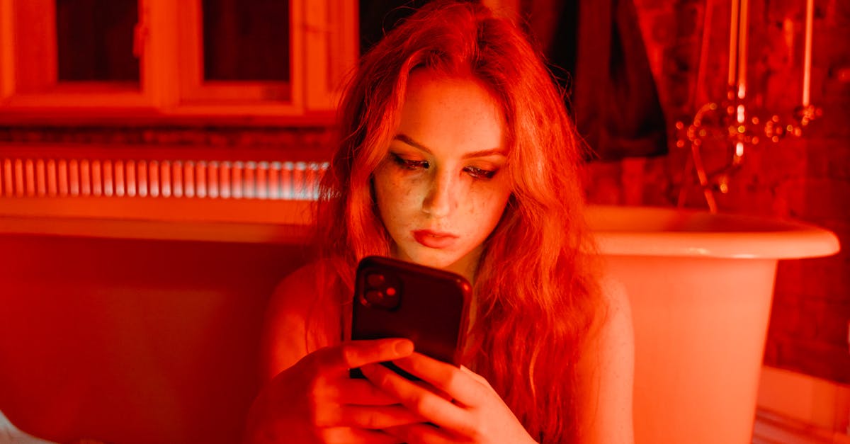 People Who Don't Use Technology: Embracing a Simpler, More Connected ...